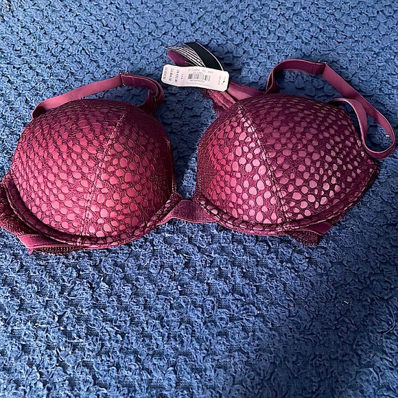 Victoria's Secret | Intimates & Sleepwear | Maroon Victorias Secret Bra ...